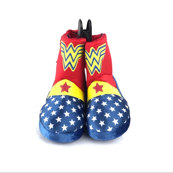 DC Comics | Shoes | Dc Comics Wonder Woman Little Girls Slippers | Poshmark